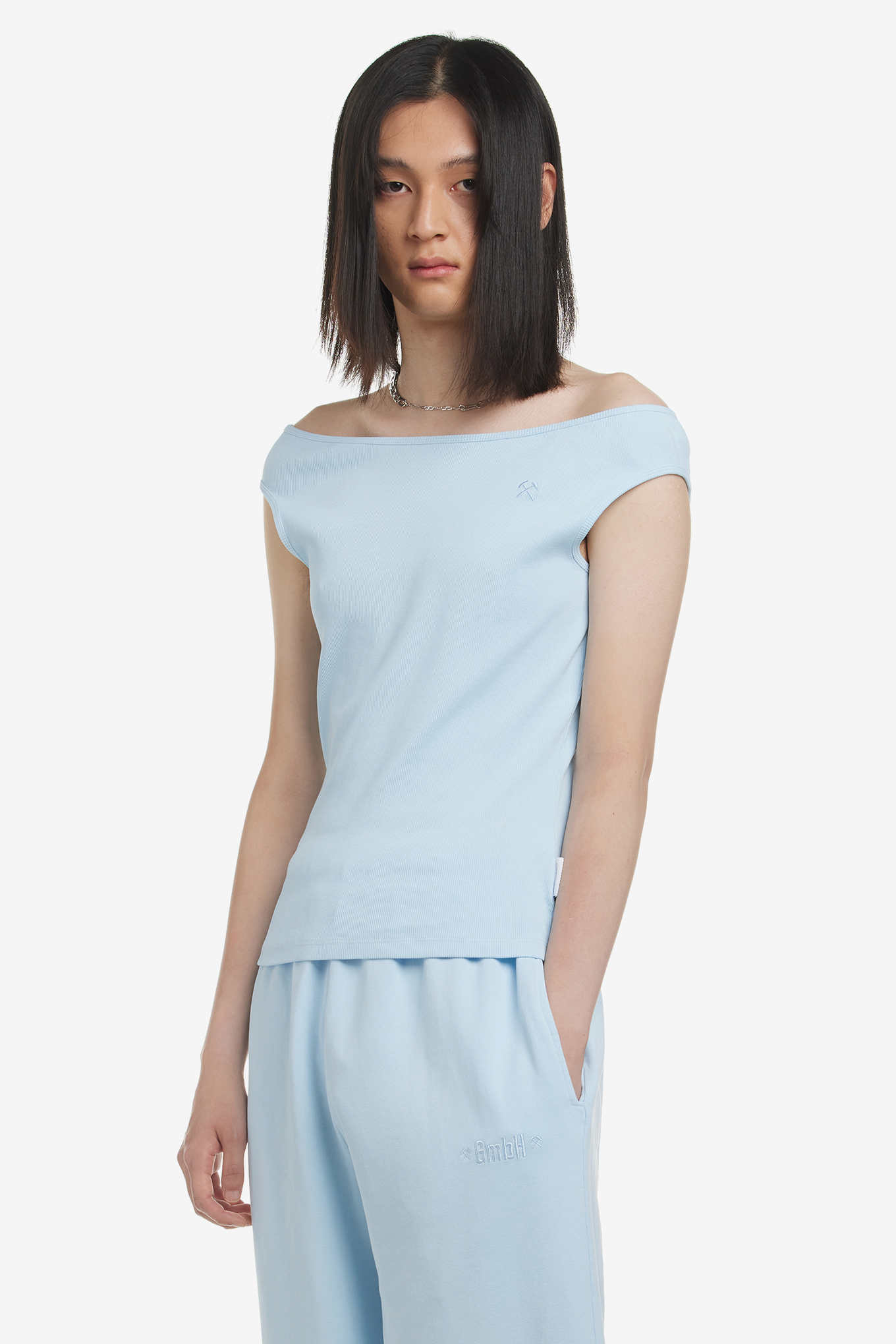 GMBH-OFF SHOULDER TANK TOP 130000 | 웍스아웃